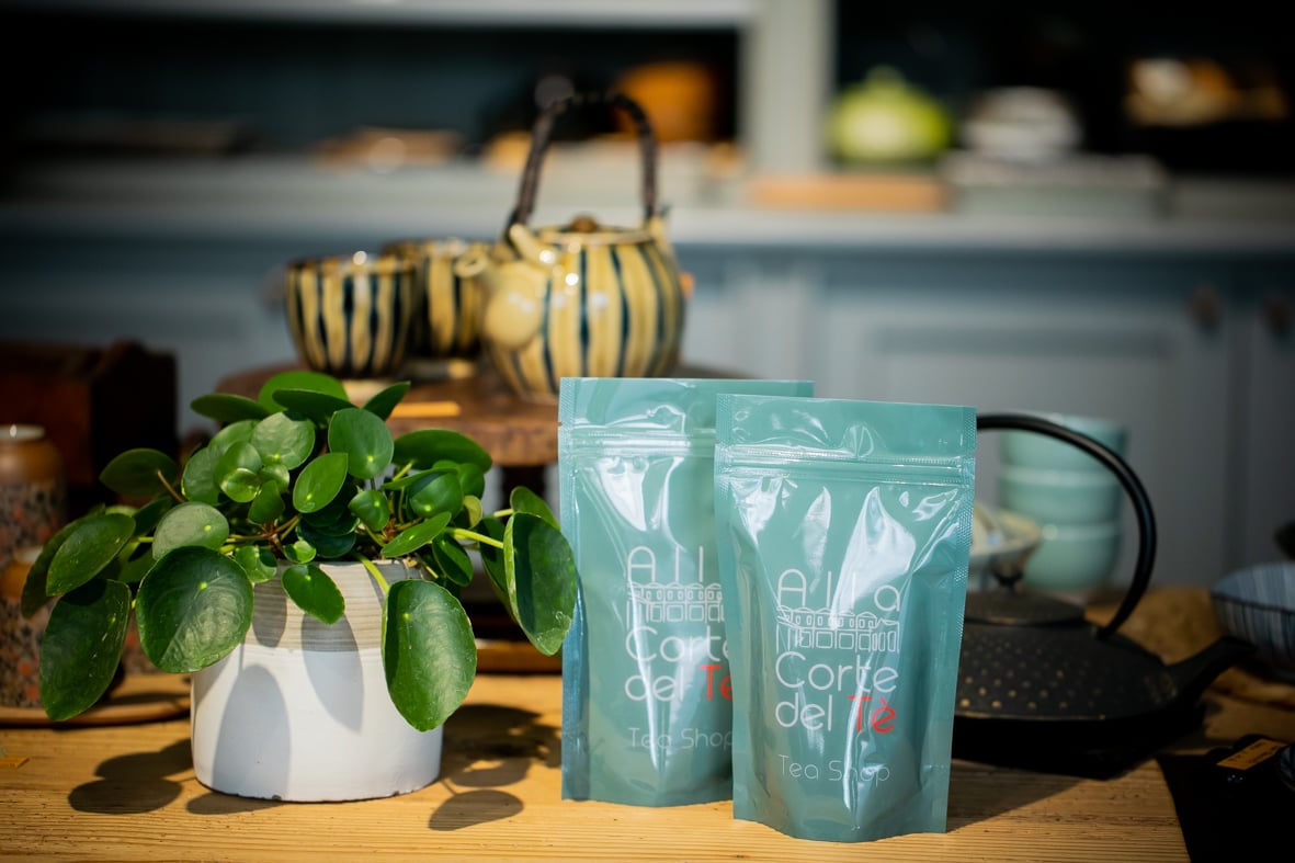 Packstyle contemporary packaging for traditional tea and infusions